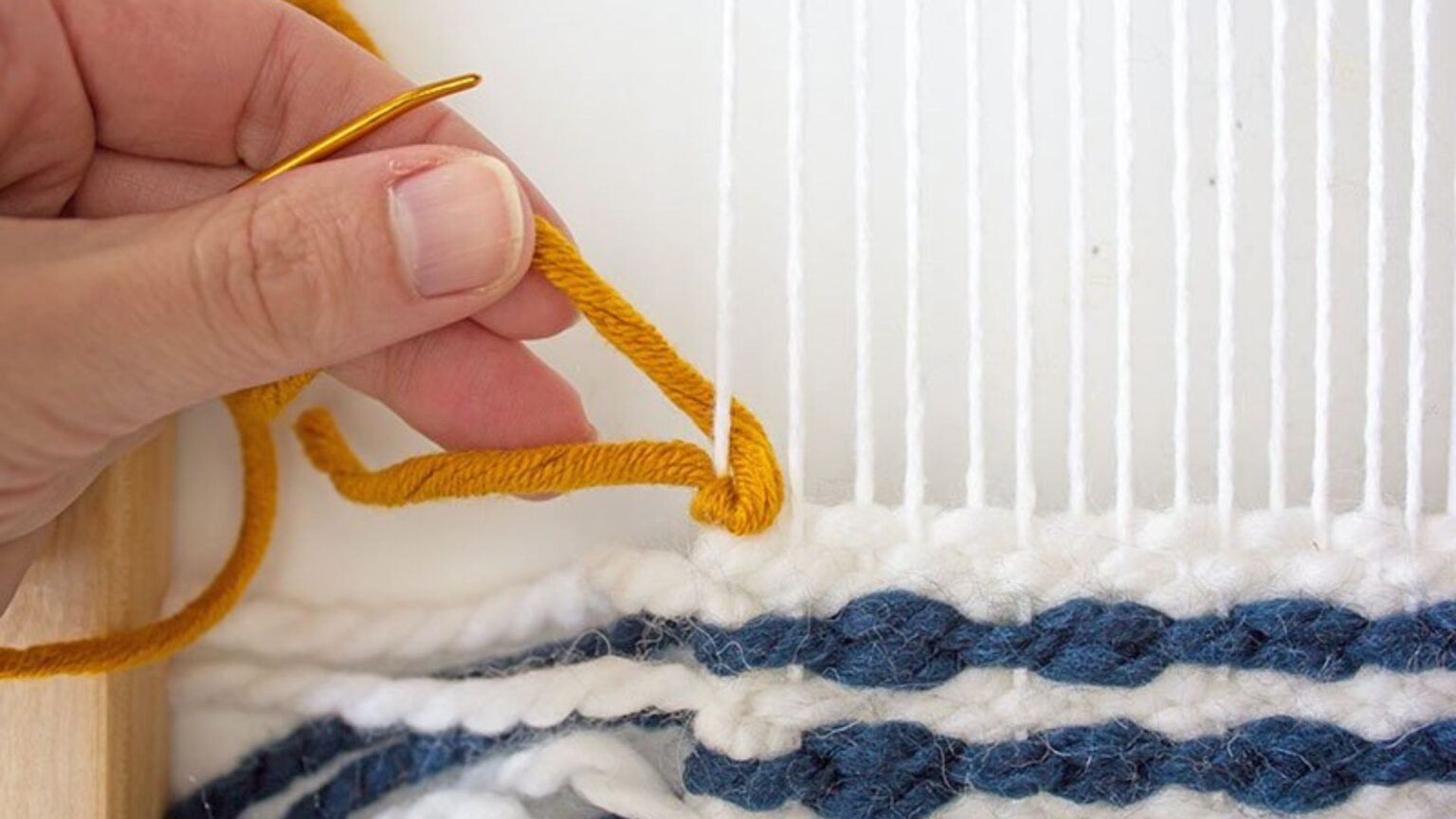 Beginner’s Guide to Weaving